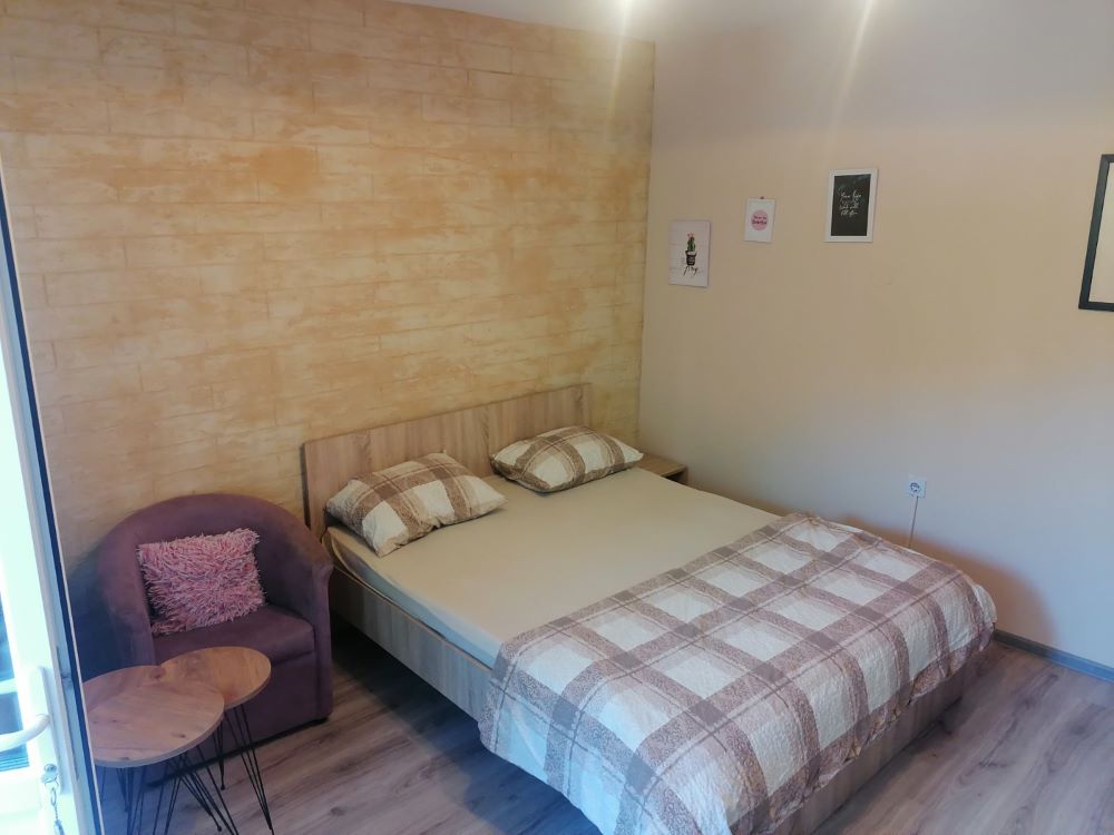 Studio Zalazak :: Sobe Bratislava Milosavljevića